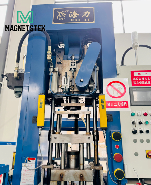 Understanding Bonded NdFeB and SmCo Magnets - MagnetsTek