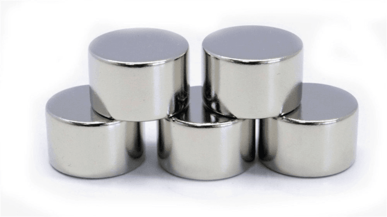 A Detailed Look at Bonded vs. Sintered Neodymium Magnets - MagnetsTek