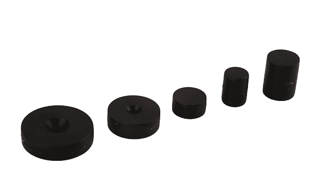 To protect paiting & surfaces, rubber coated magnet gives the key.