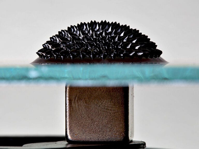 The Influence of Magnets on Liquid Metals - MagnetsTek
